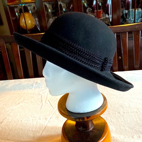 Importina Vintage Bollman 100% Wool Felt Bowler Hat Cream with Black Ribbon